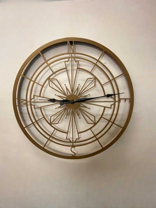 Nautical Compass Clock - DesignmintDecor